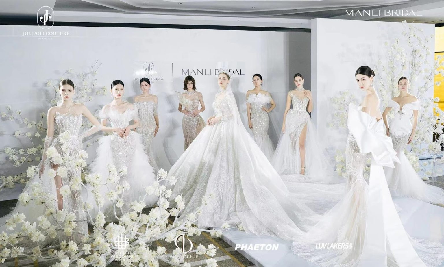 CAPTIVATING AND UNIQUE WEDDING DRESSES FOR EVERY BRIDE